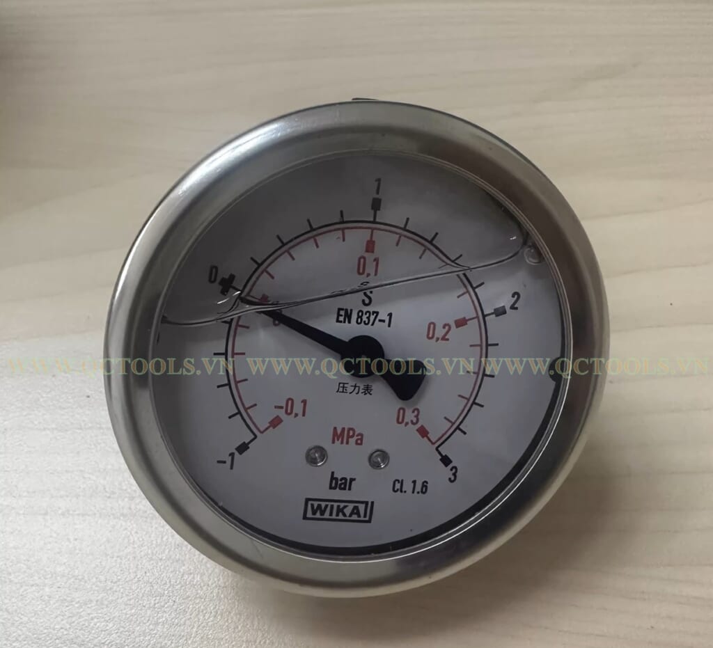 Đồng hồ đo áp suất -1 -3 bar Wika 213.53 (mặt 63, chân sau)